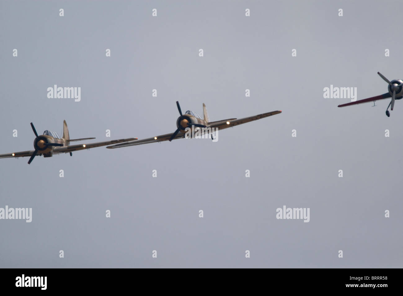 Airshow Airplane Aircraft Sky Blue "Acrobatic Activity" Flying Flight ...