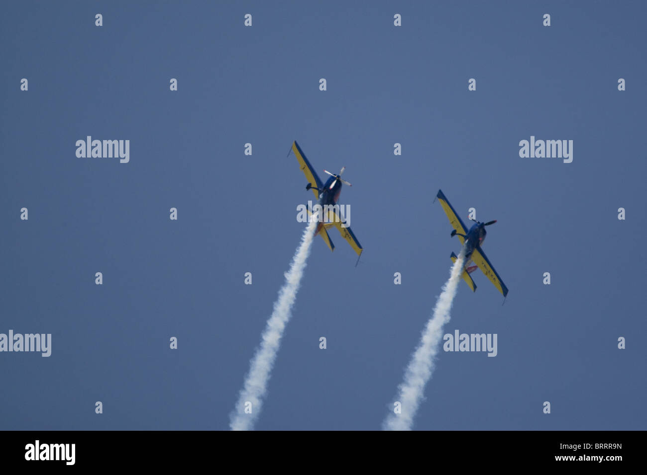 Airshow Airplane Aircraft Sky Blue "Acrobatic Activity" Flying Flight ...