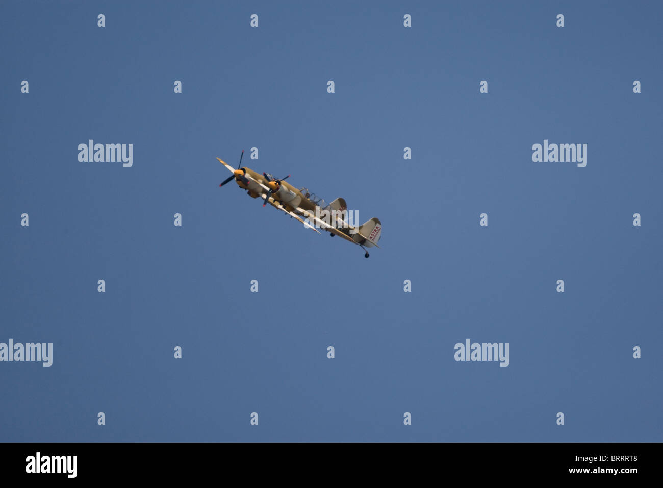 Airshow Airplane Aircraft Sky Blue "Acrobatic Activity" Flying Flight ...