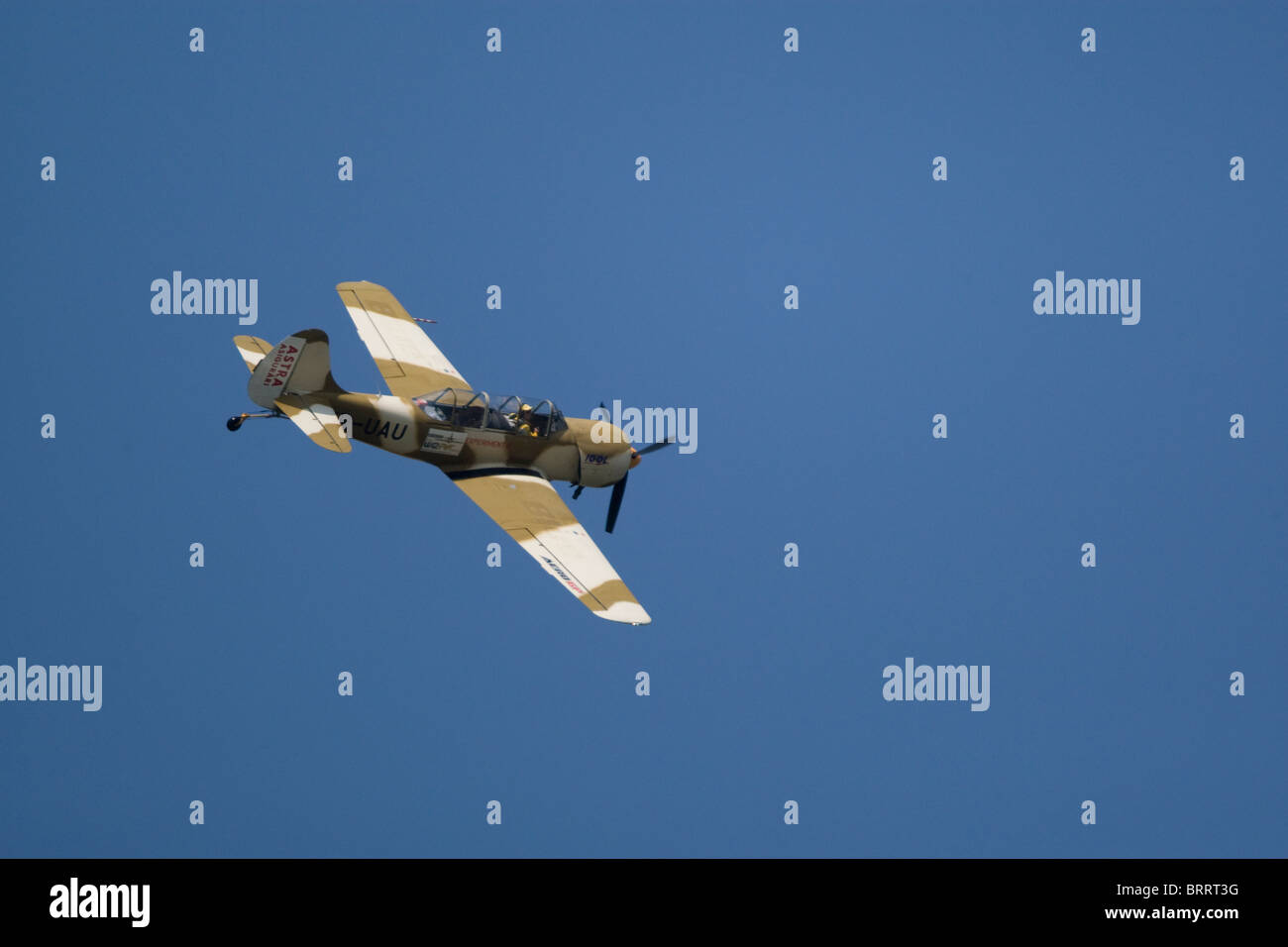 Airshow Airplane Aircraft Sky Blue "Acrobatic Activity" Flying Flight ...