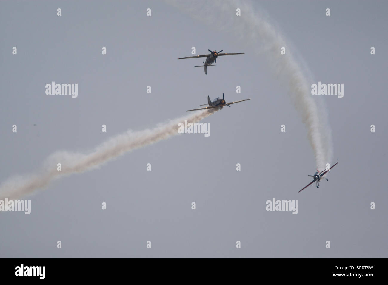 Airshow Airplane Aircraft Sky Blue "Acrobatic Activity" Flying Flight ...