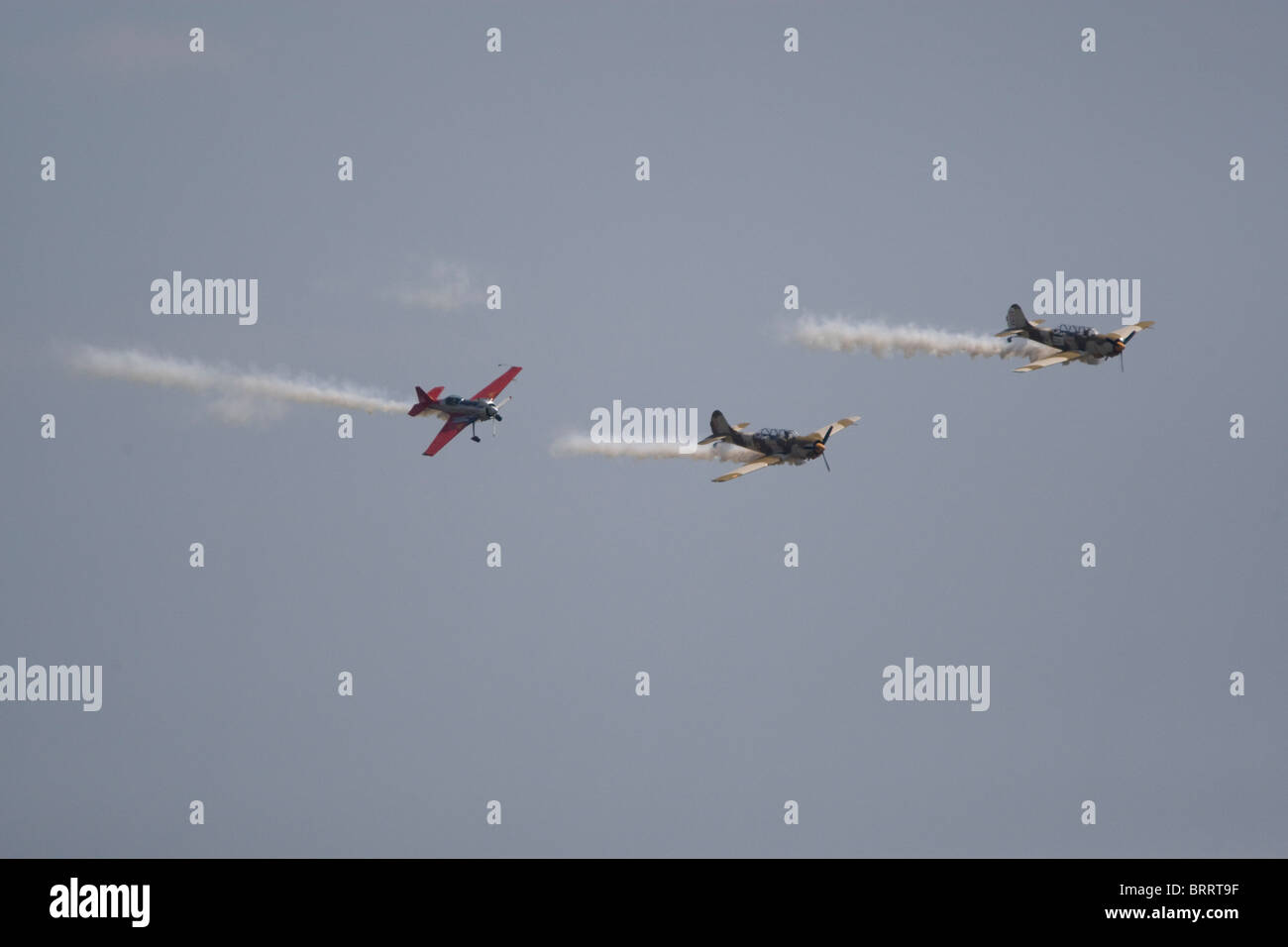 Airshow Airplane Aircraft Sky Blue "Acrobatic Activity" Flying Flight ...