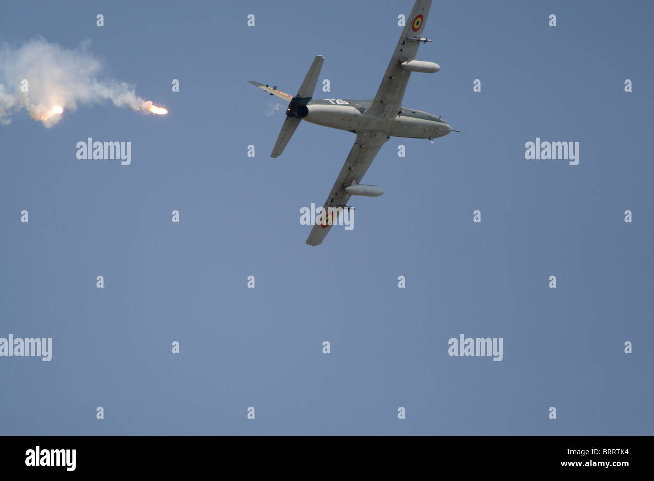 Jet Fighter Airshow Airplane Aircraft Sky Blue "Acrobatic Activity ...