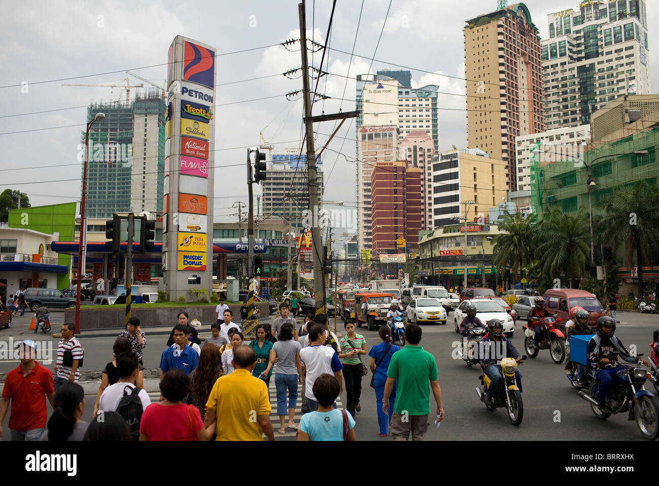 Traffic intersection city manila High Resolution Stock Photography and ...