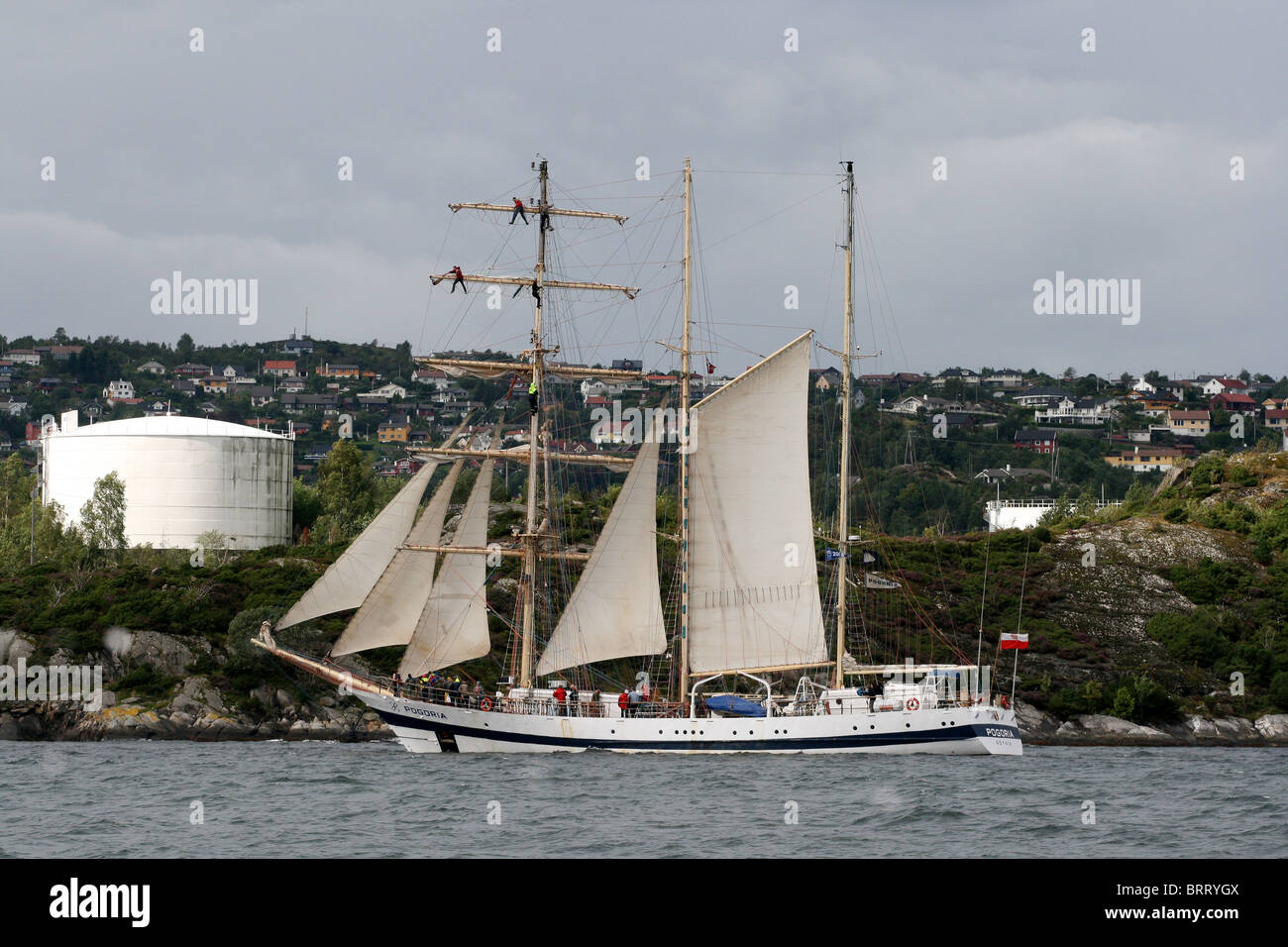 Pogoria sailing ship hi-res stock photography and images - Alamy