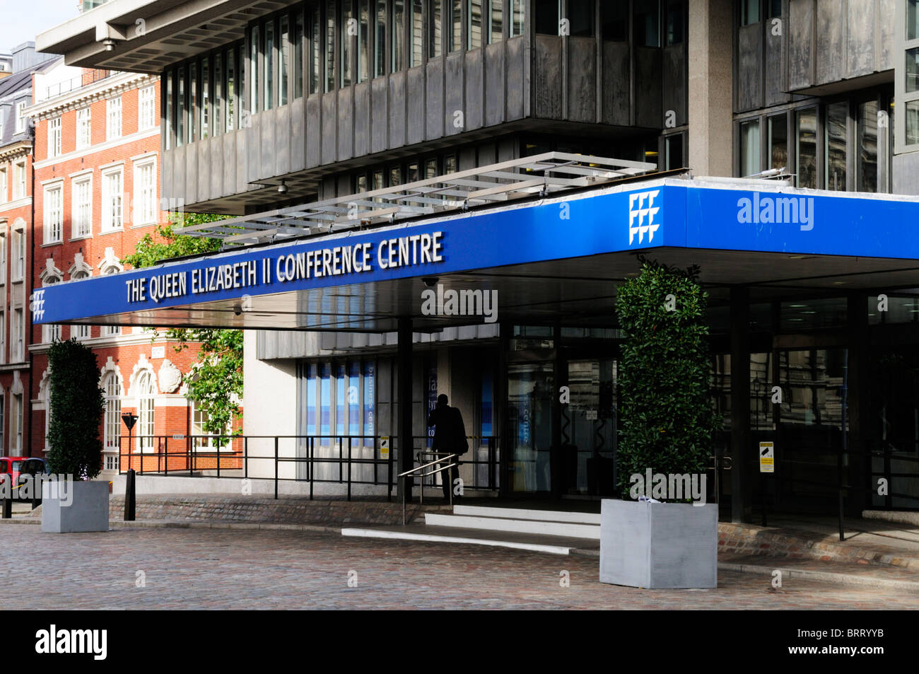 Qeii centre london hi-res stock photography and images - Alamy