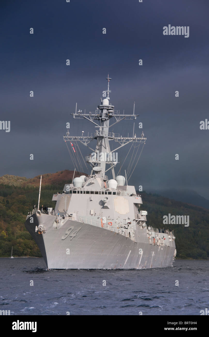 Us navy destroyer hi-res stock photography and images - Alamy