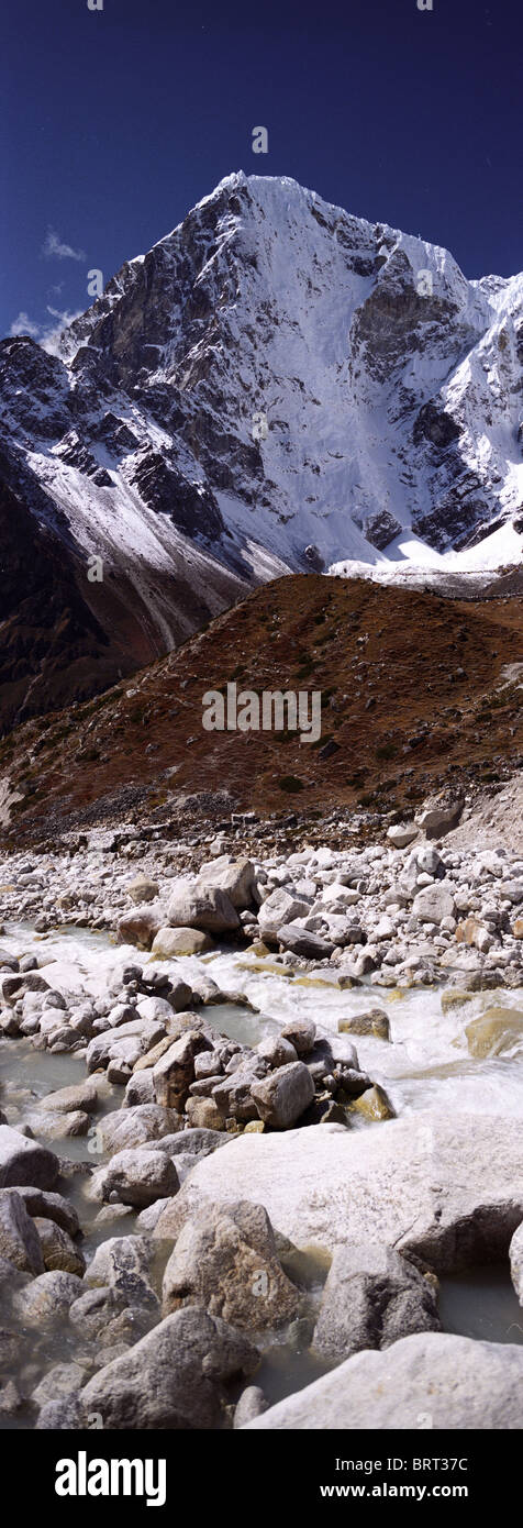 View to khumbu glacier and pumori hi-res stock photography and images ...
