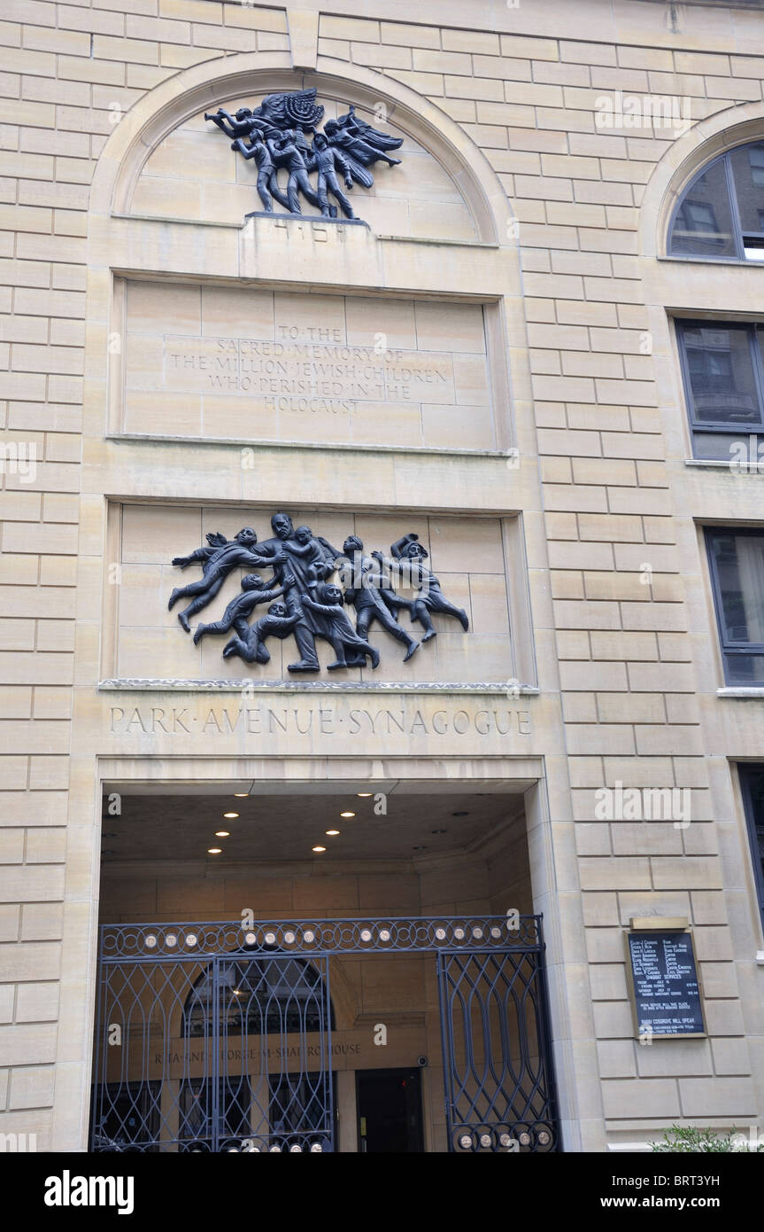 Conservative synagogue hi-res stock photography and images - Alamy