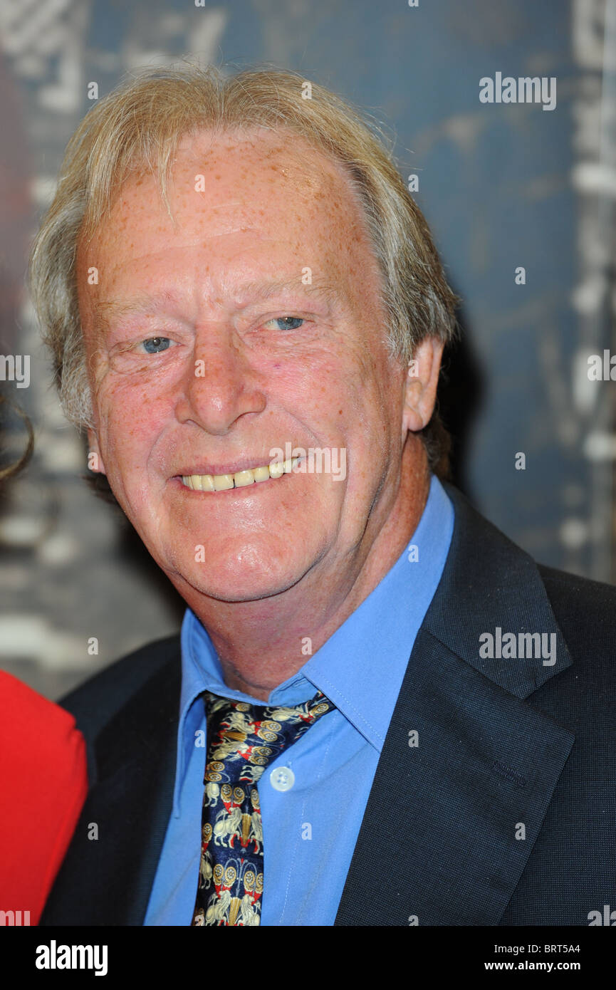 Dennis Flint's Instagram, Twitter & Facebook on IDCrawl