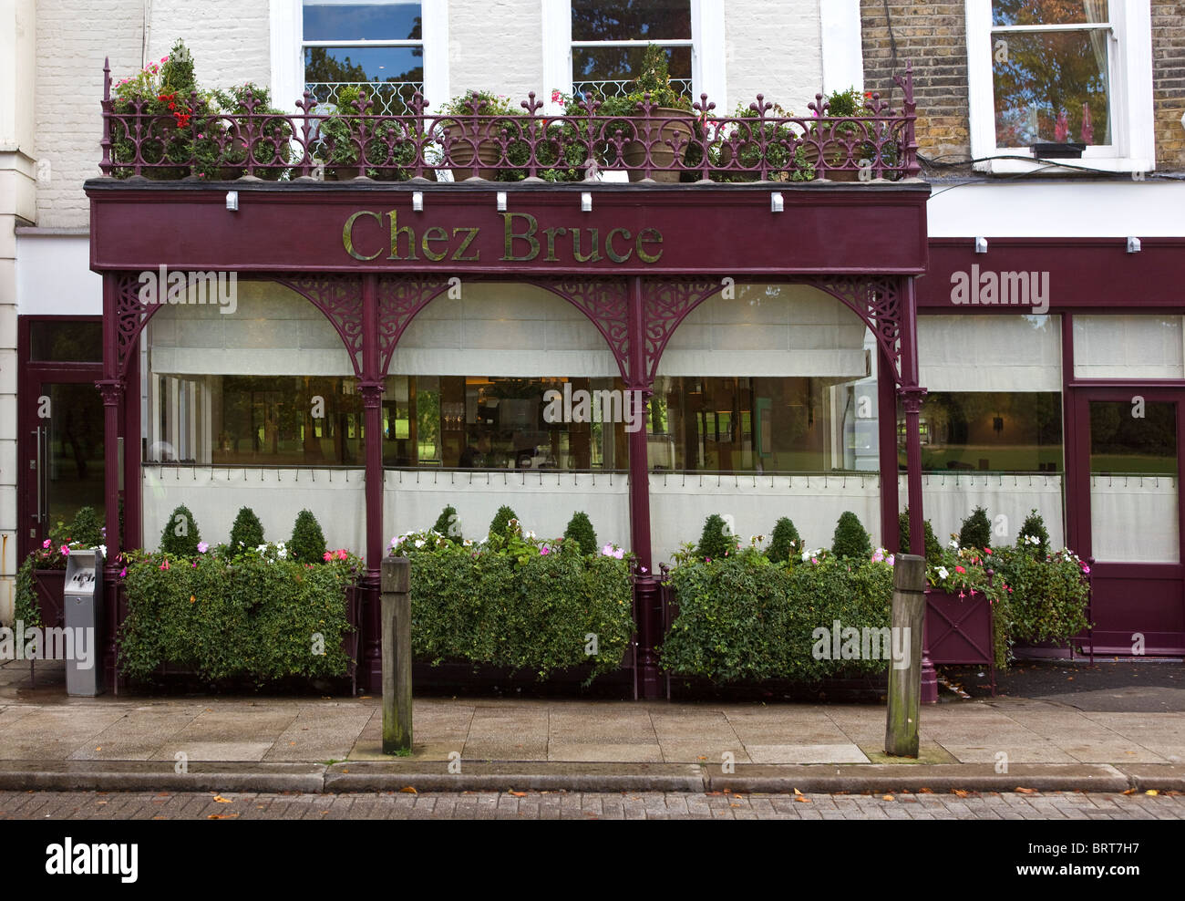Chez bruce hi-res stock photography and images - Alamy