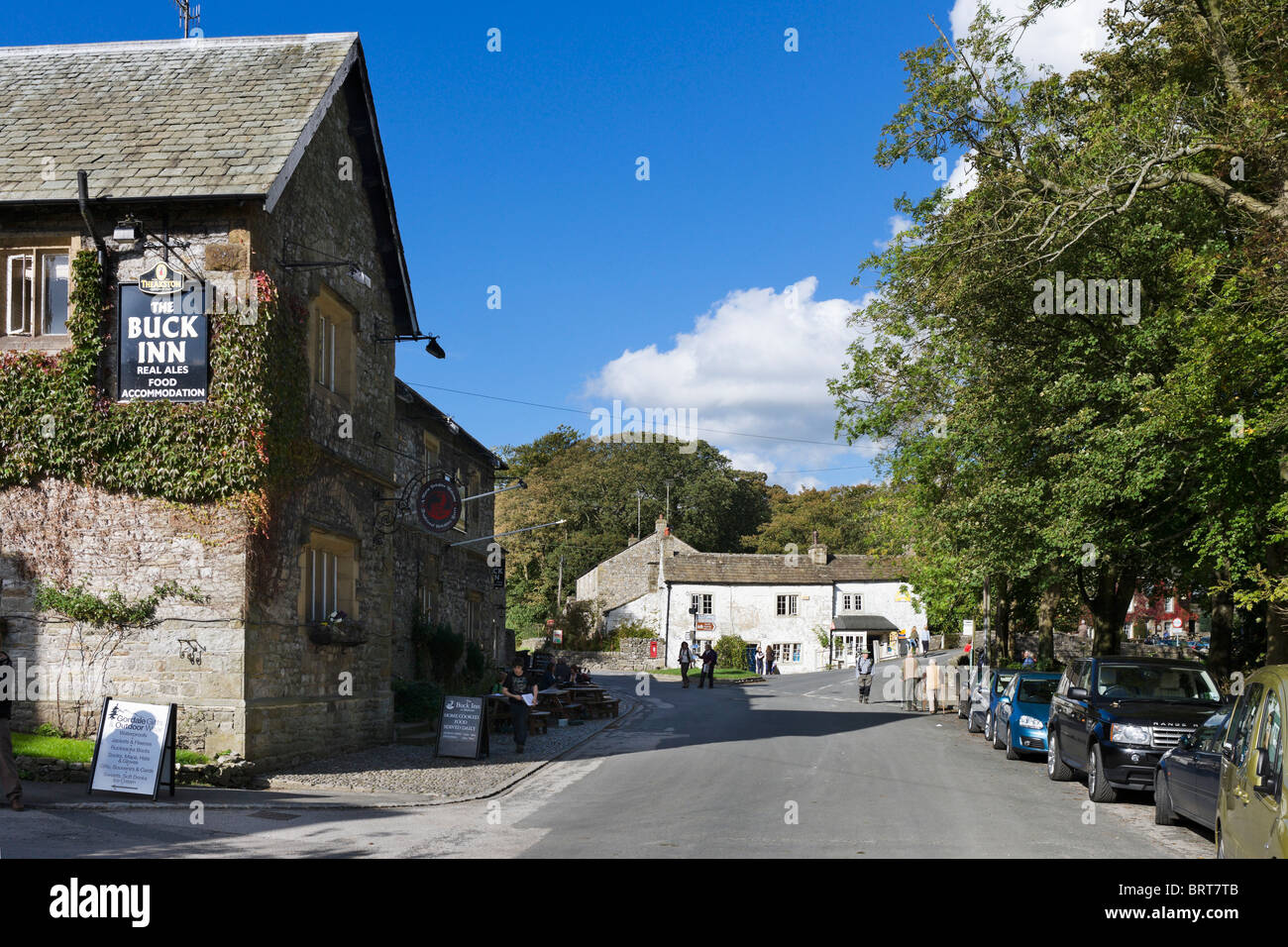 The Buck Inn pub in the village centre, Malham, Wharfedale, Yorkshire ...