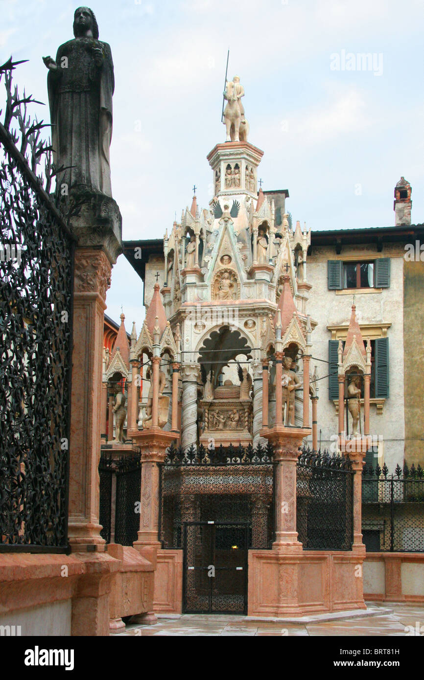 Verona.The Scaligeri tombs Stock Photo - Alamy