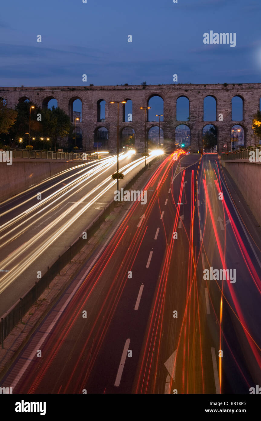 Motorway heading under Valens (Bozdogan) Aquaduct,Istanbul,Turkey Stock ...