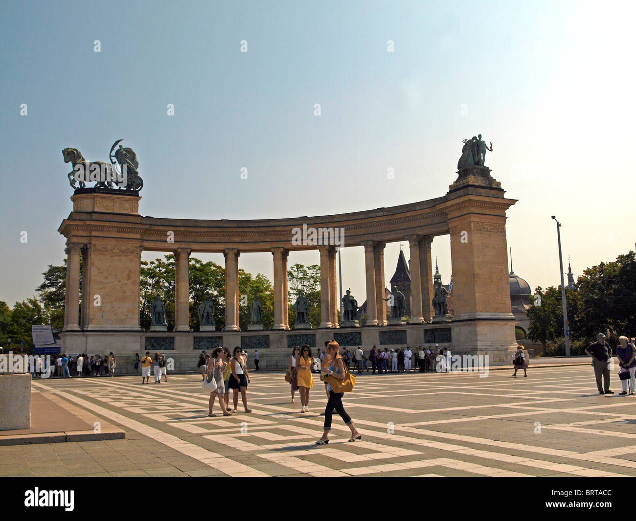 Heroes’ square budapest hi-res stock photography and images - Alamy