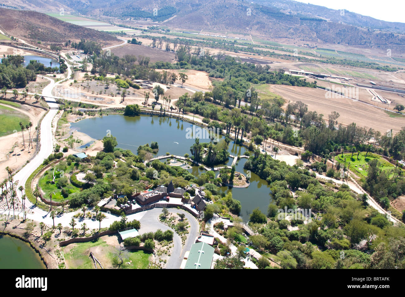 Aerial view of lake hi-res stock photography and images - Alamy