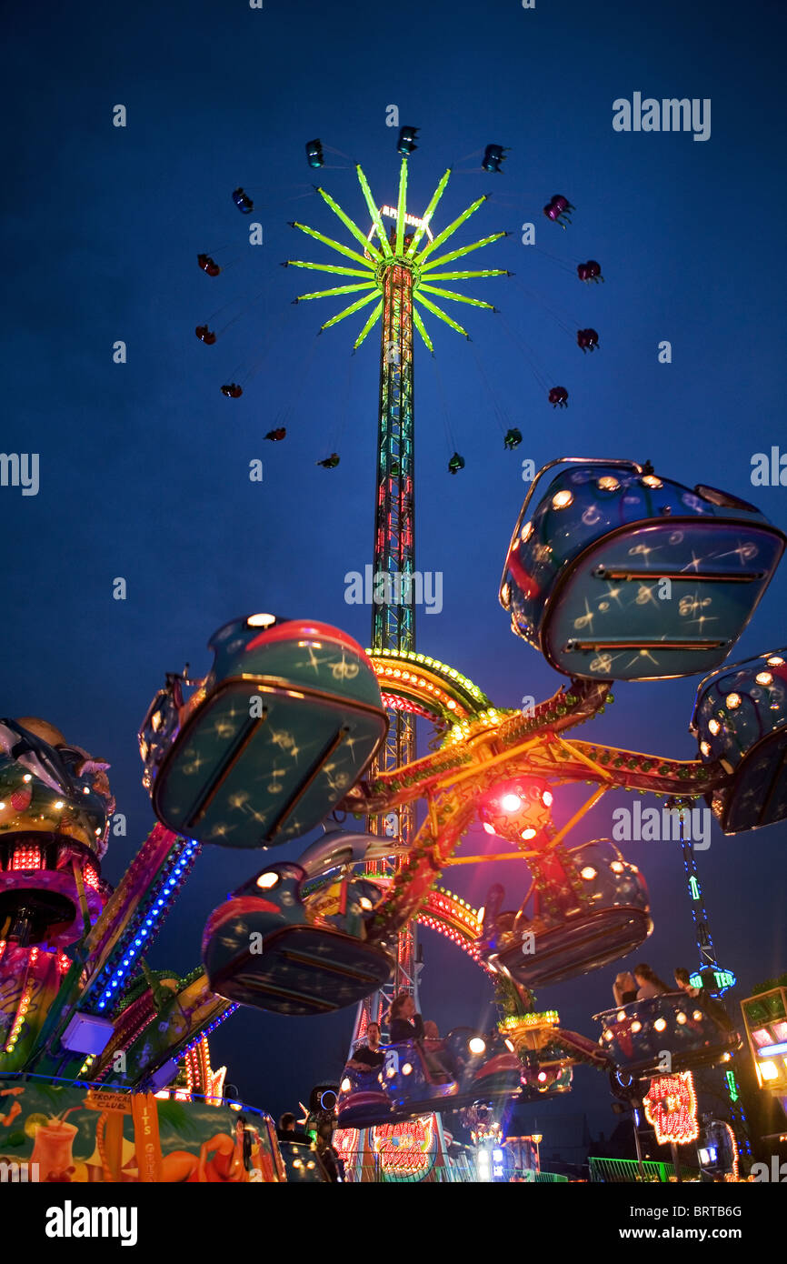 Spinning carnival ride hi-res stock photography and images - Alamy