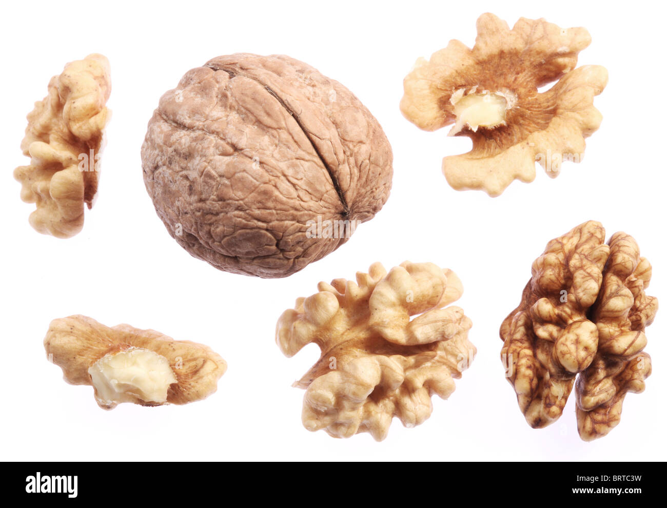 Walnut kernel close up hi-res stock photography and images - Alamy