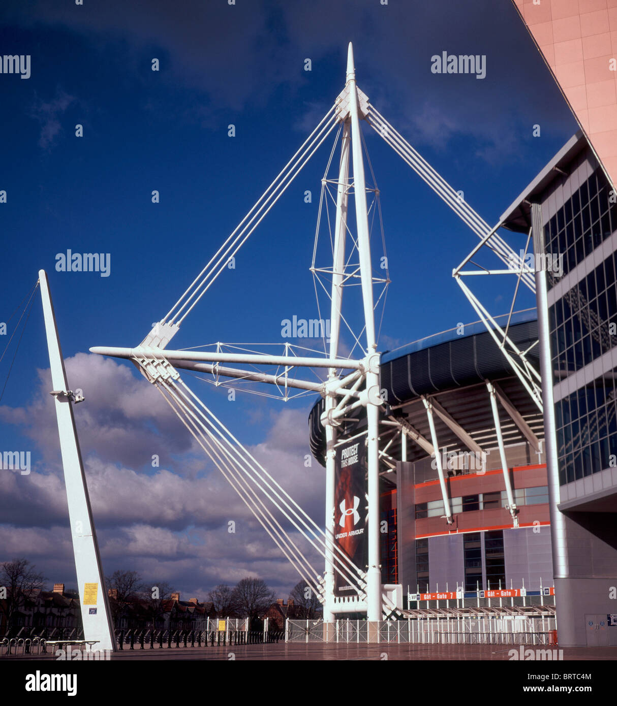 Stadium cardiff hi-res stock photography and images - Alamy