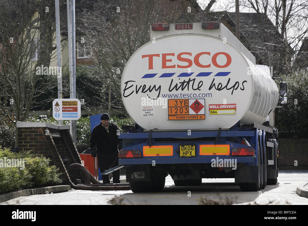 Fuel tanker tesco hi-res stock photography and images - Alamy