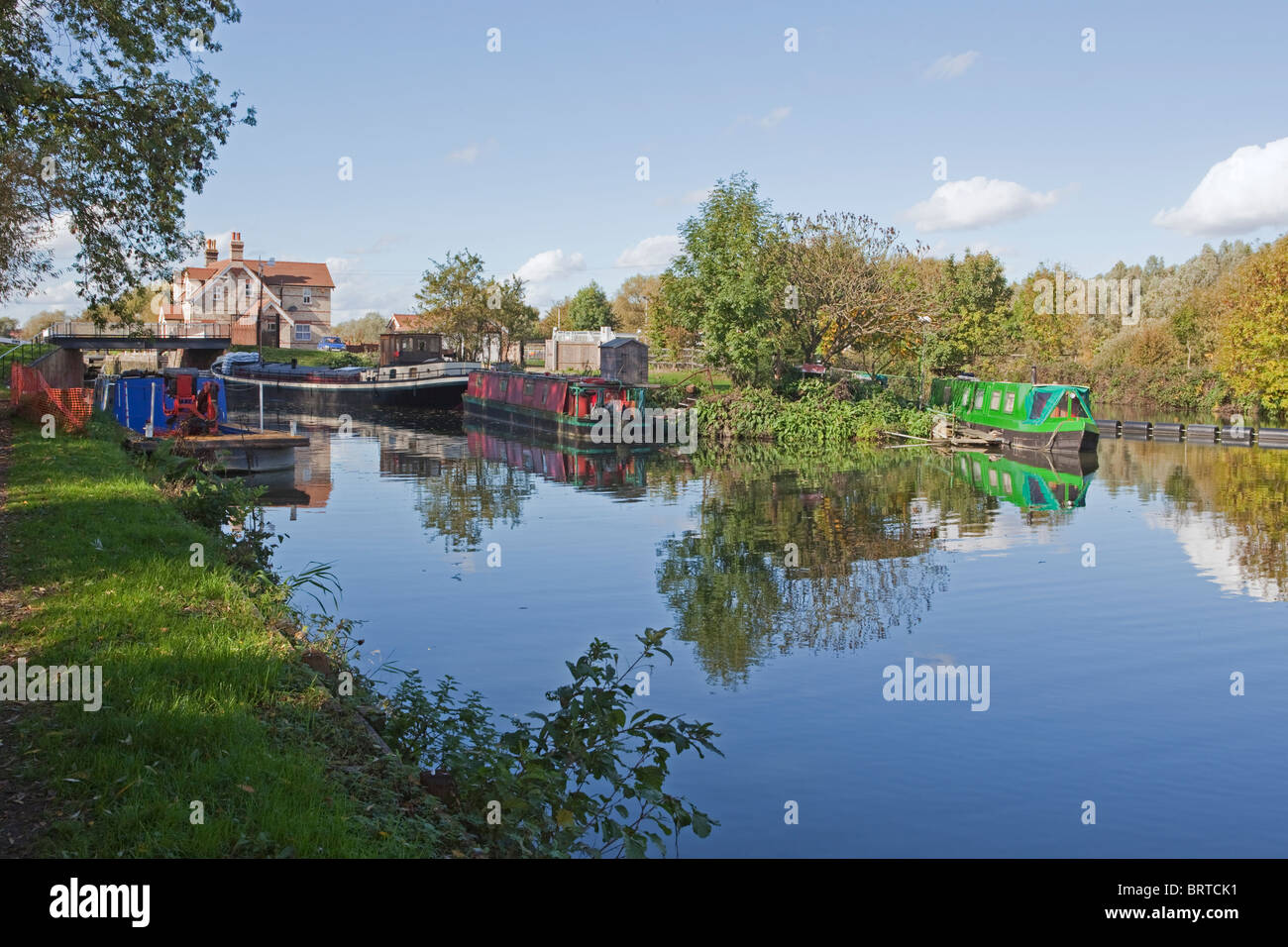 English barges hi-res stock photography and images - Alamy