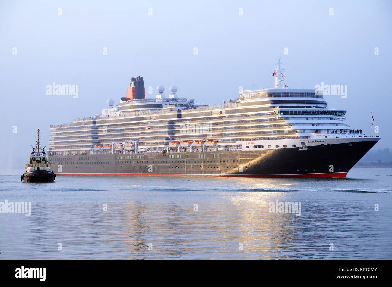 Queen Elizabeth Ship 2010