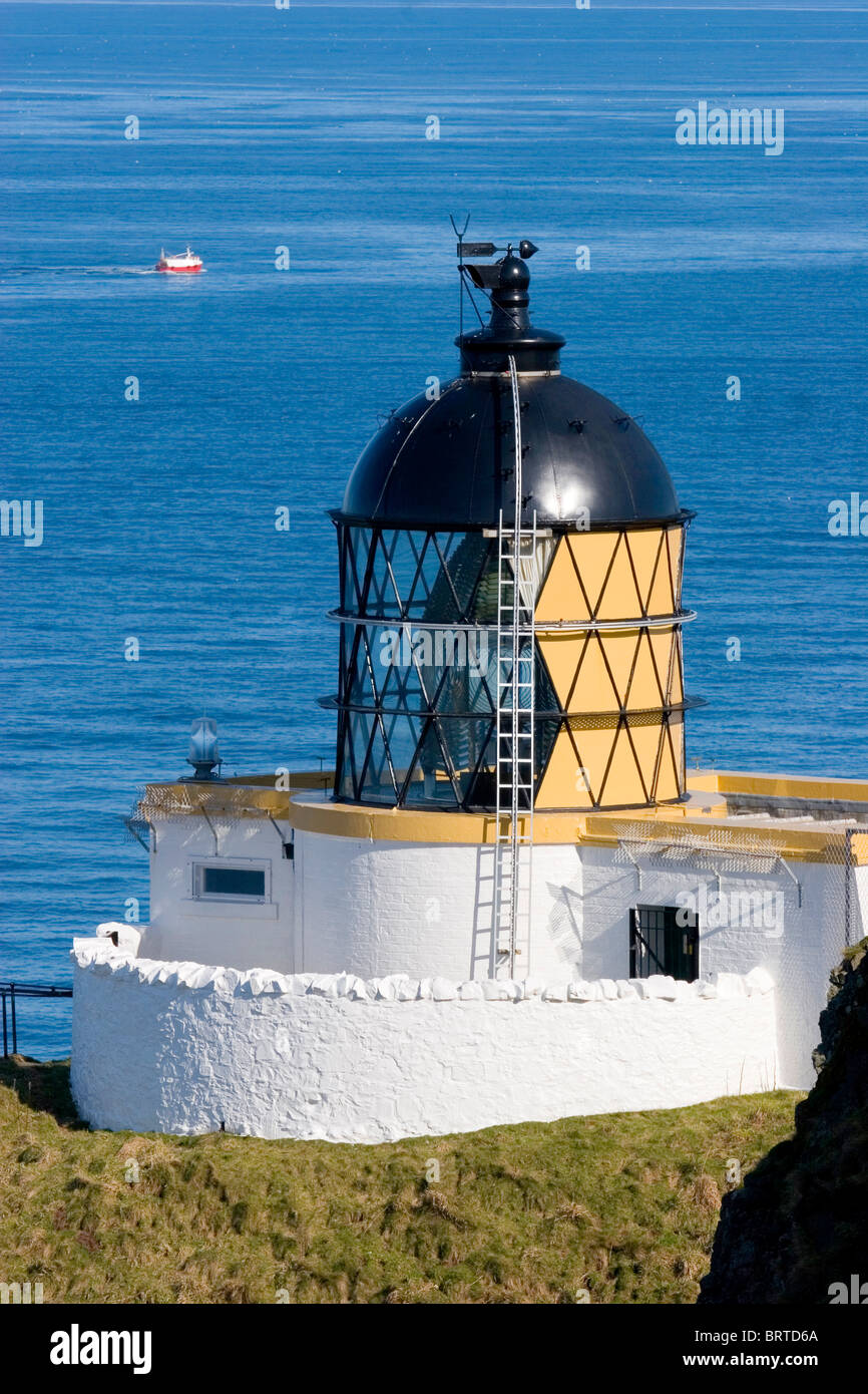 St abbs lighthouse berwickshire scotland hi-res stock photography and images - Alamy