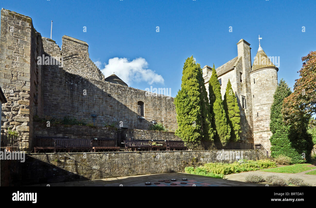Scotland falkland palace hi-res stock photography and images - Alamy