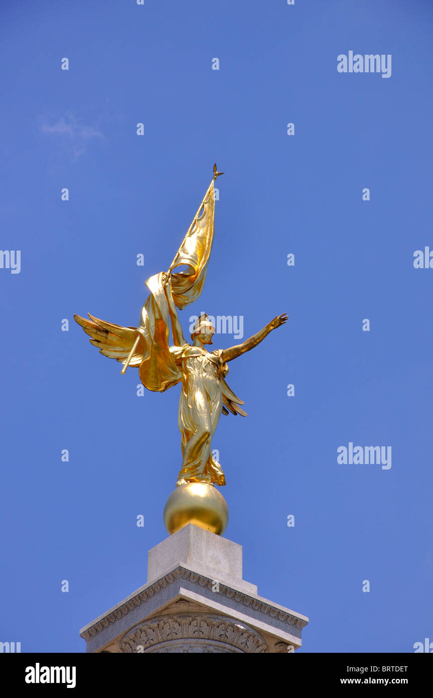 Statue near white house hi-res stock photography and images - Alamy