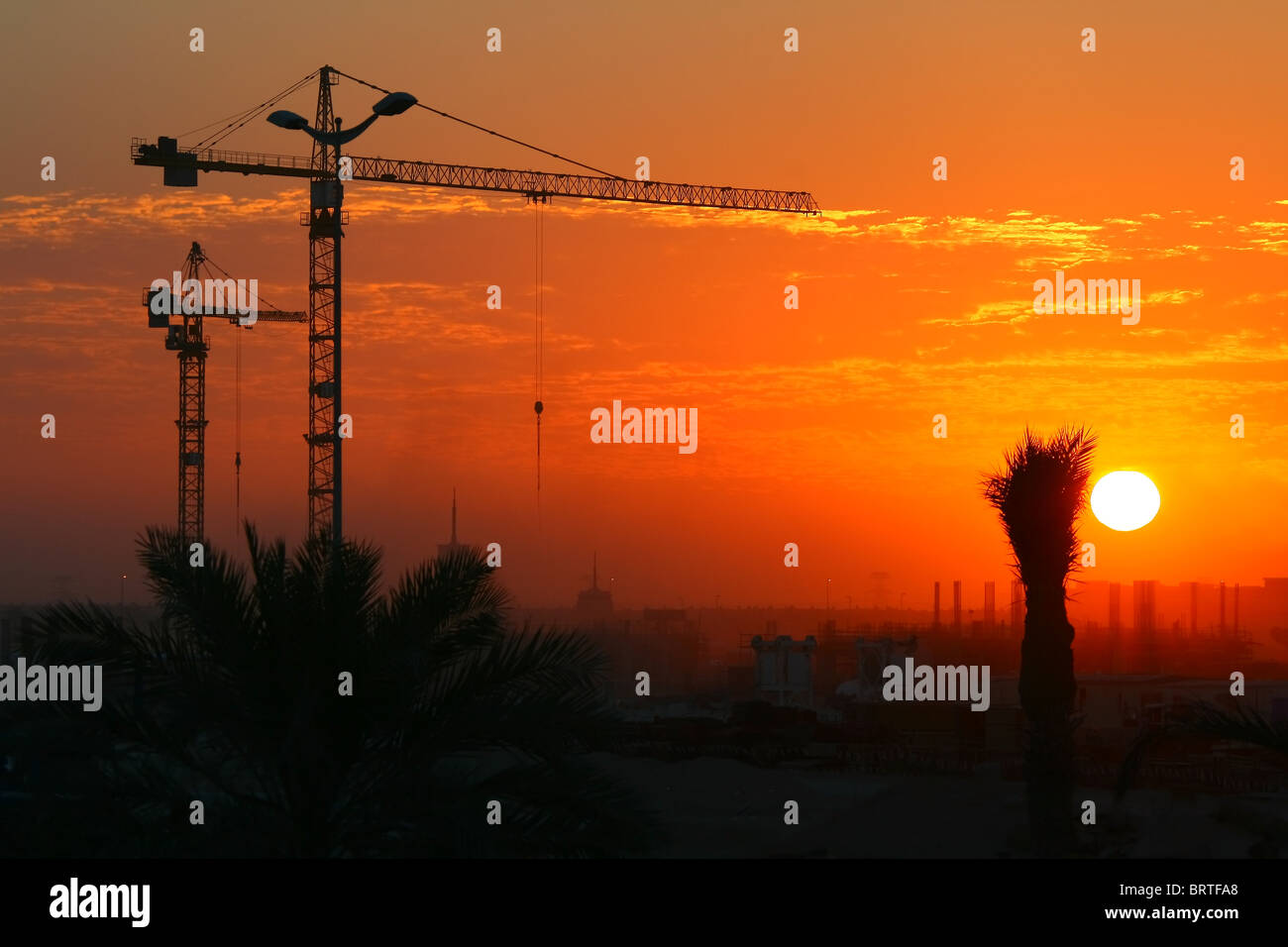 Dubai frame building at sunrise hi-res stock photography and images - Alamy