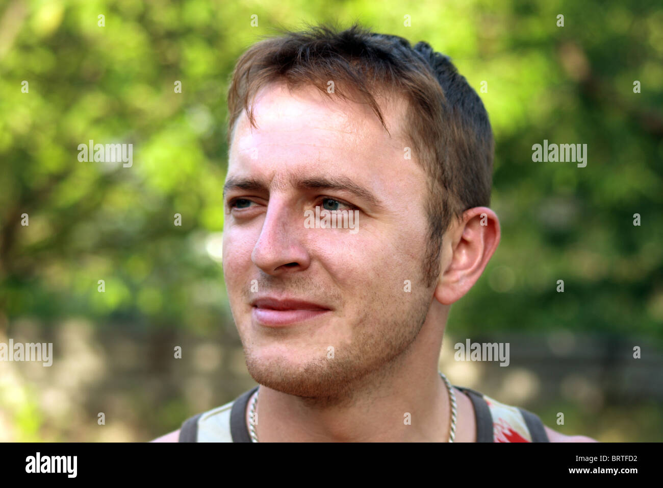 Young caucasian man portrait outdoor Stock Photo - Alamy Young caucasian man portrait outdoor Stock Photo - Alamy