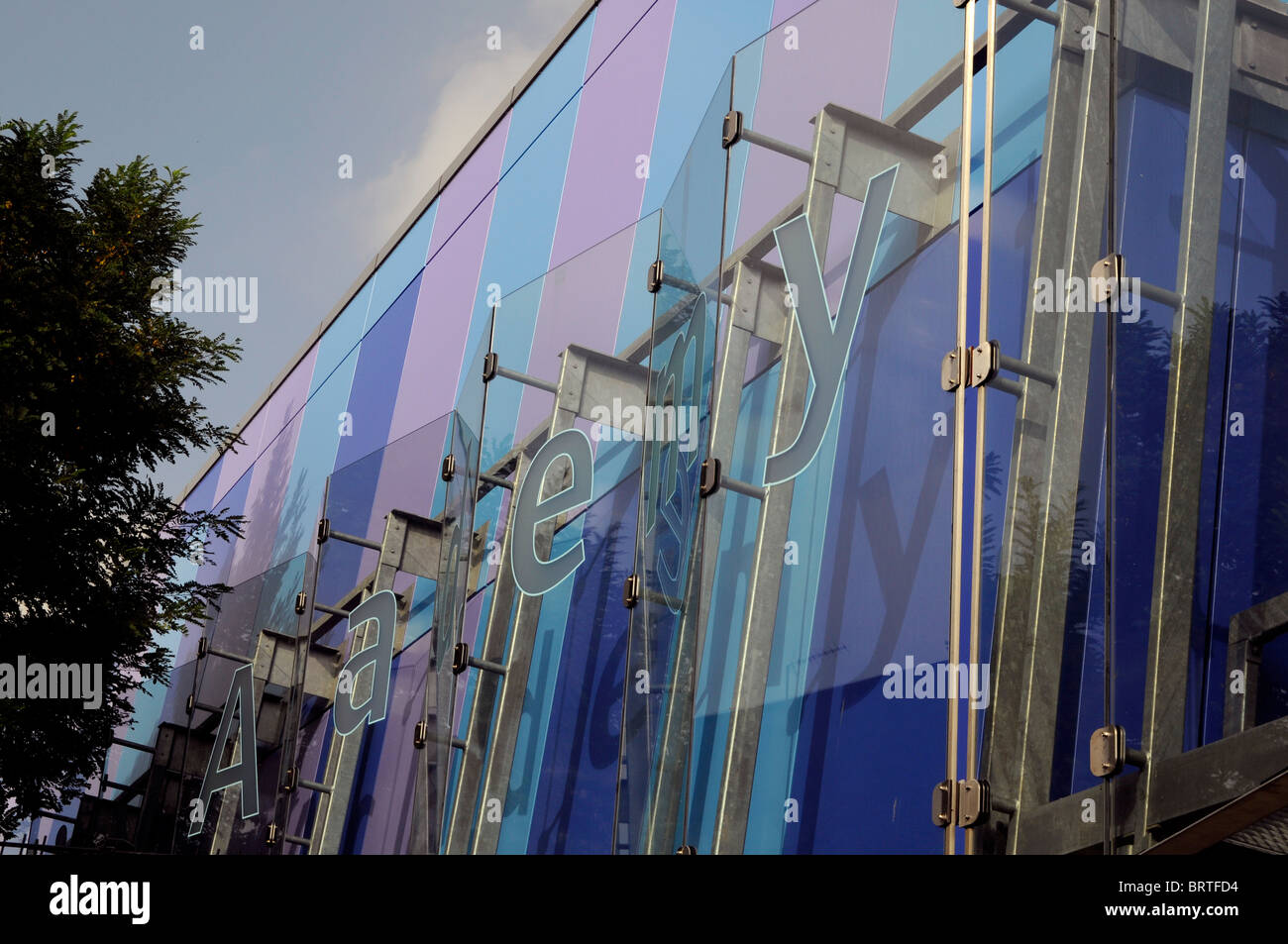 City academy hackney hi-res stock photography and images - Alamy