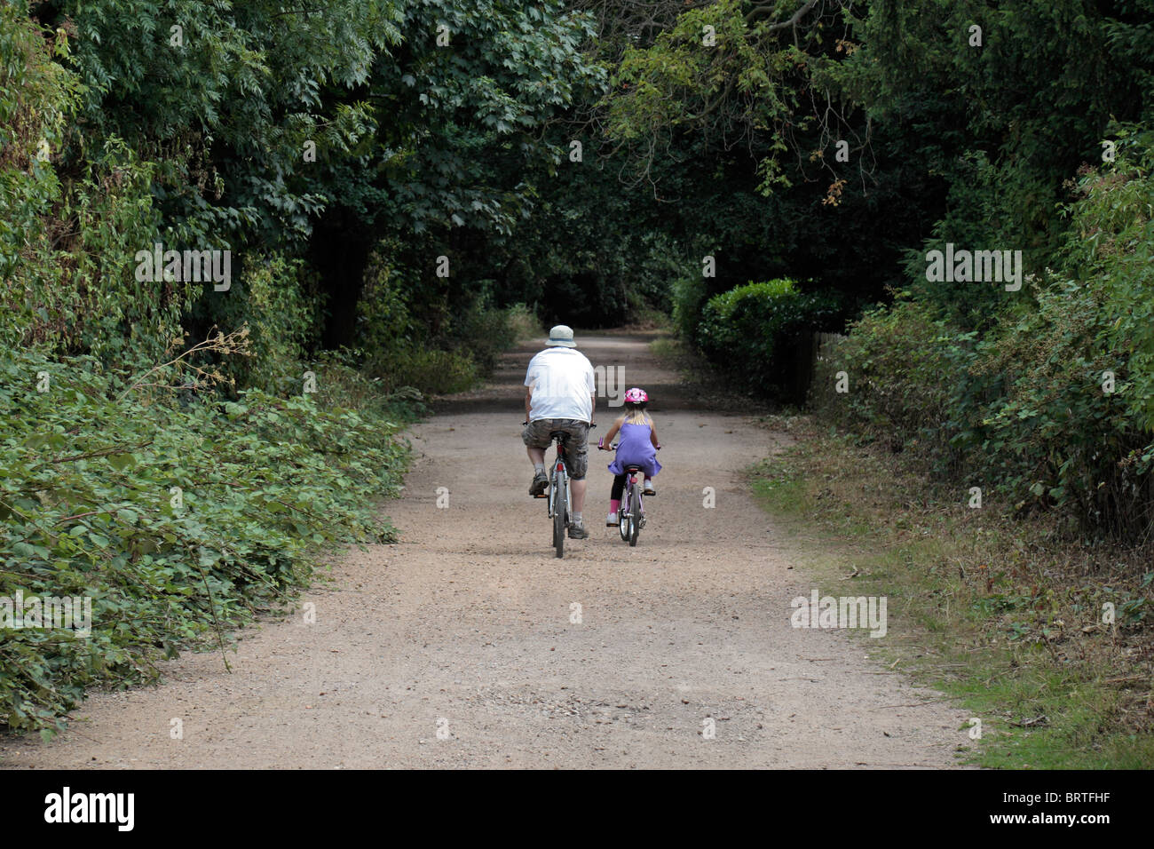 Empty path hi-res stock photography and images - Alamy