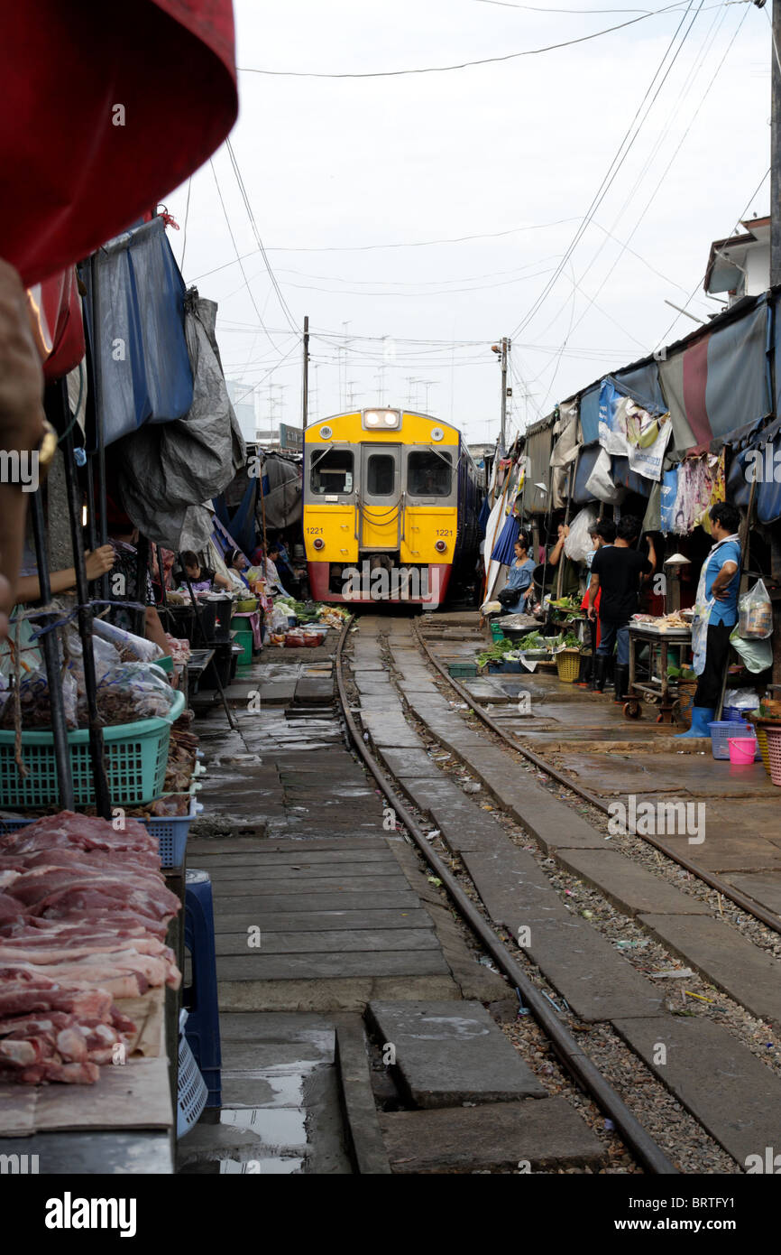 Railway Market Thailand High Resolution Stock Photography and Images ...