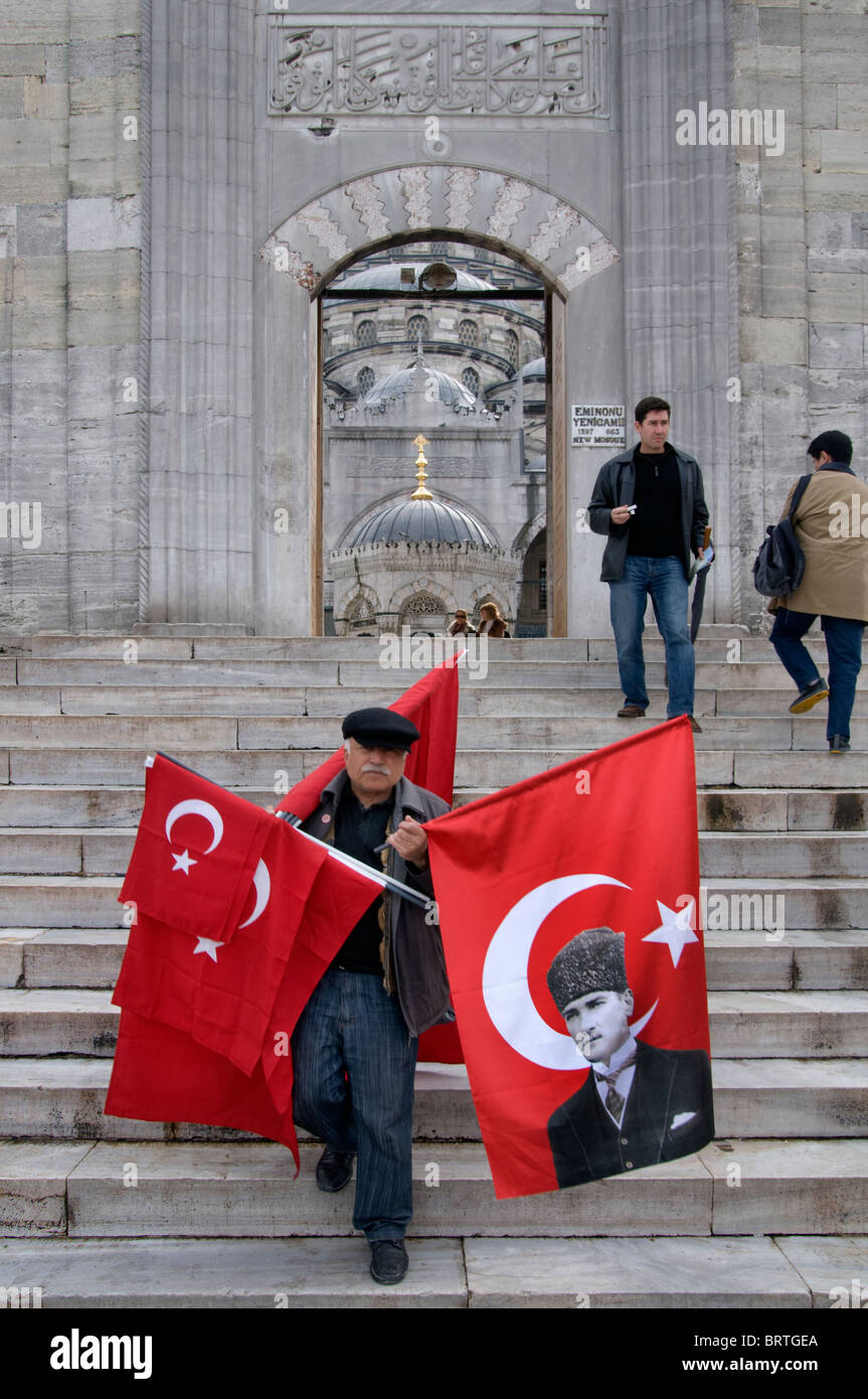 Turkey flag hi-res stock photography and images - Alamy