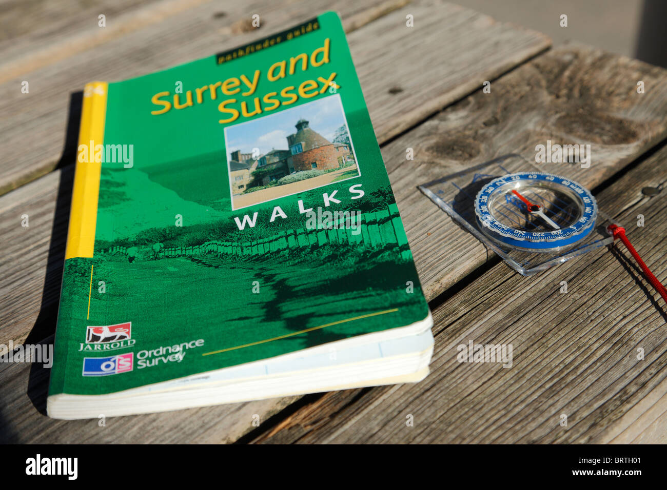 Guide and map book hi-res stock photography and images - Alamy