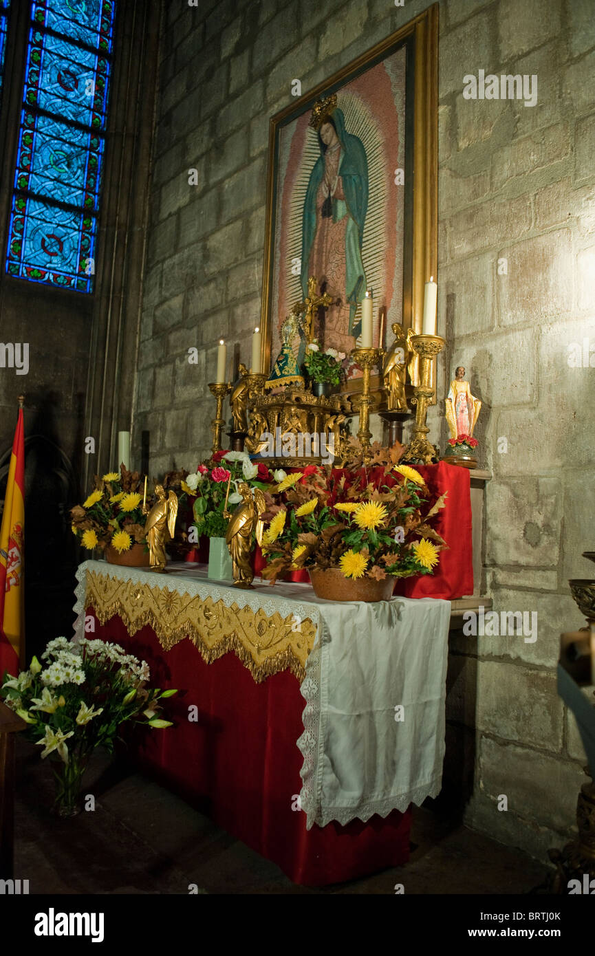 Paris, France - Virgin Mary Altar inside Catholic Church Notre Dame ...