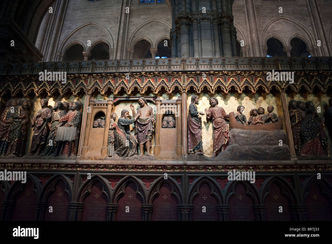 Paris notre dame relief hi-res stock photography and images - Alamy