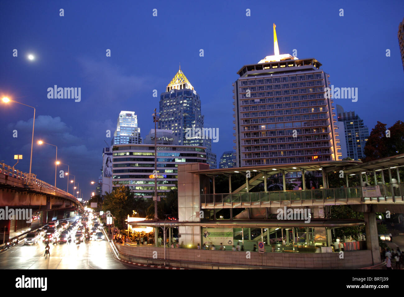 Dusit thani hi-res stock photography and images - Alamy