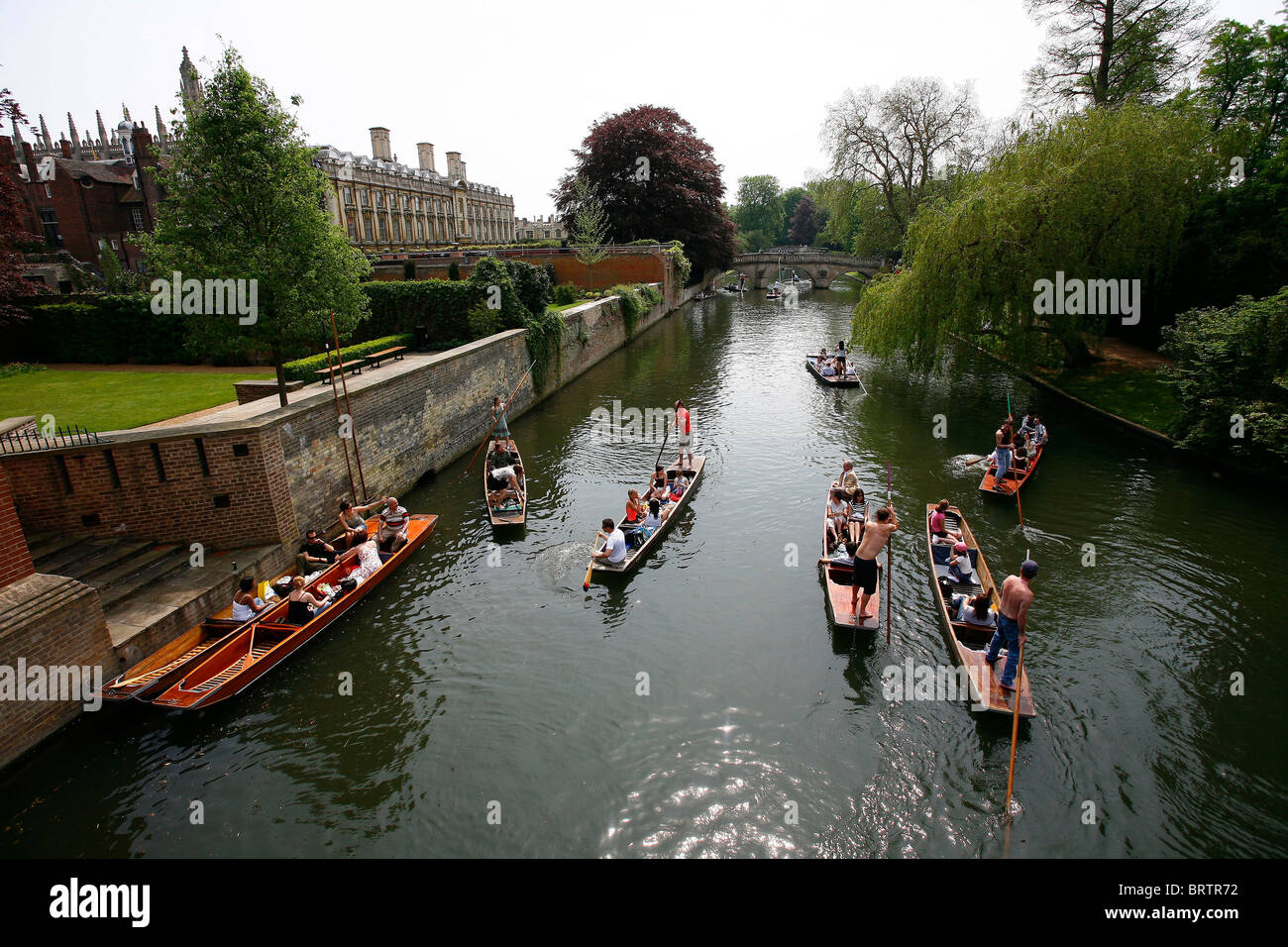 Punts on the River Cam in Cambridge. Picture by James Boardman Stock ...