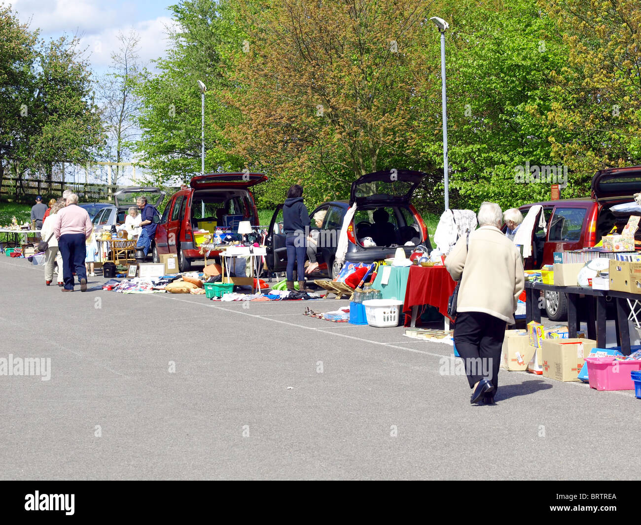 Car boot sale Stock Photo - Alamy