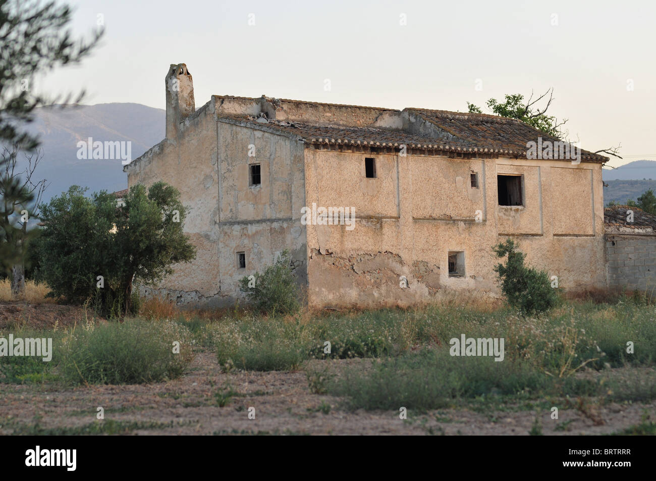 Old Derelict House, Needing TLC, Windowless House Leaking Roof Farm ...