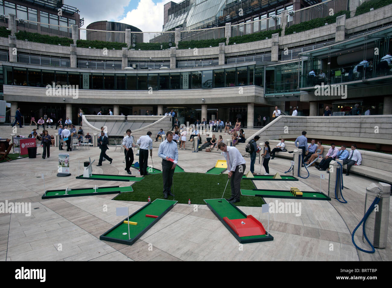 golf in the broadgate arena in the city of london Stock Photo - Alamy