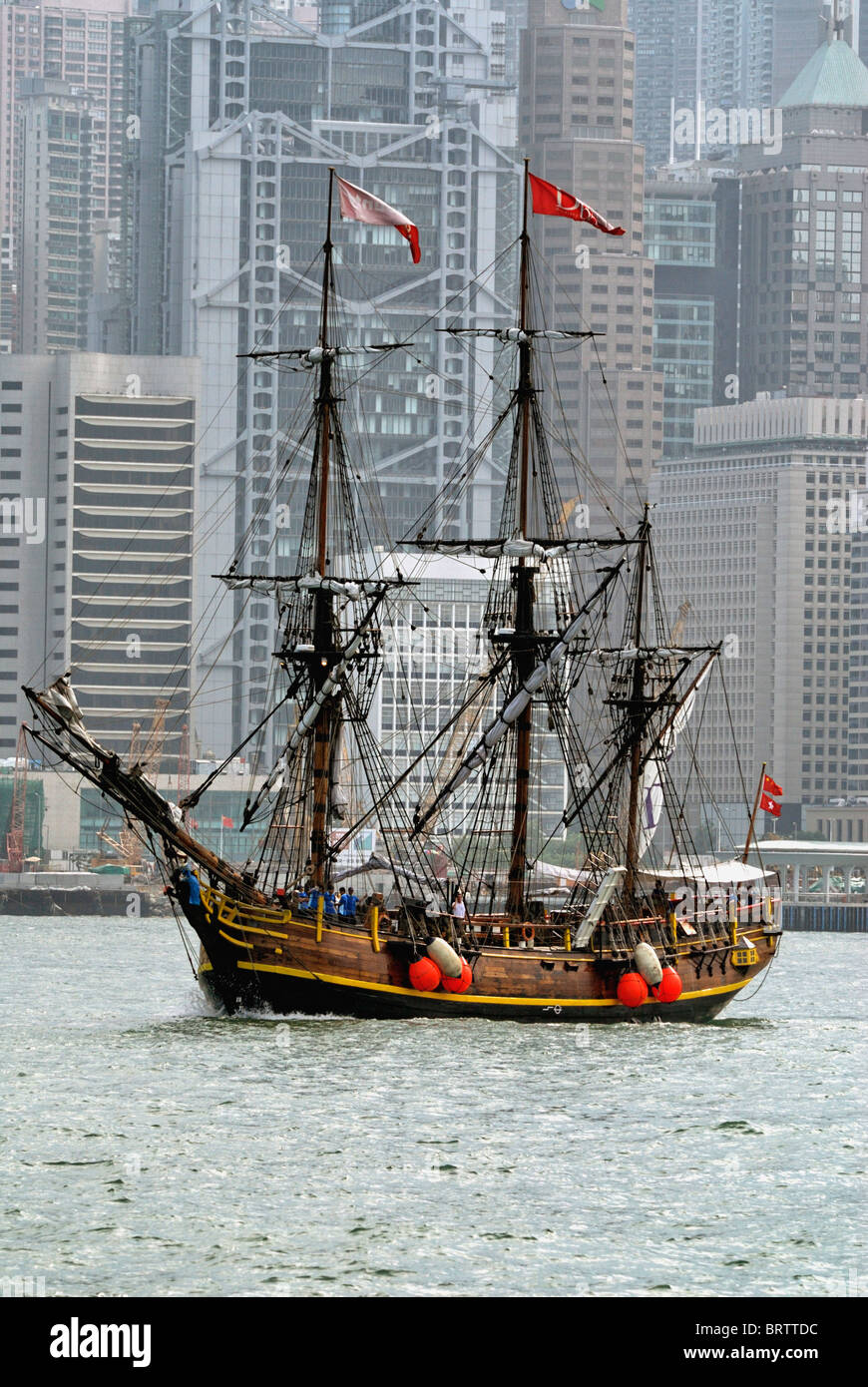 Three-masted schooner in Victoria Harbour,Hong Kong Stock Photo - Alamy