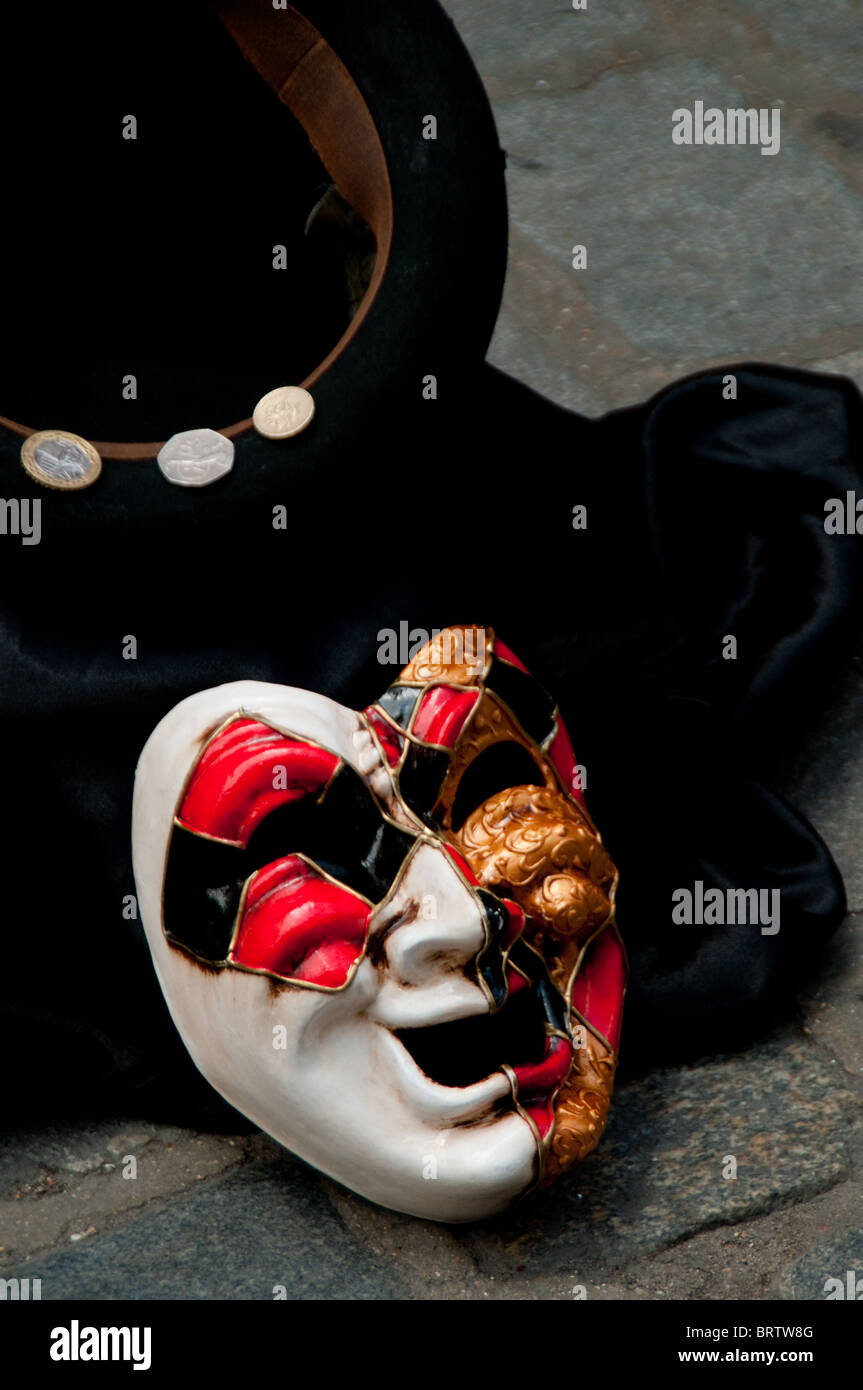 Comedy mask hi-res stock photography and images - Alamy