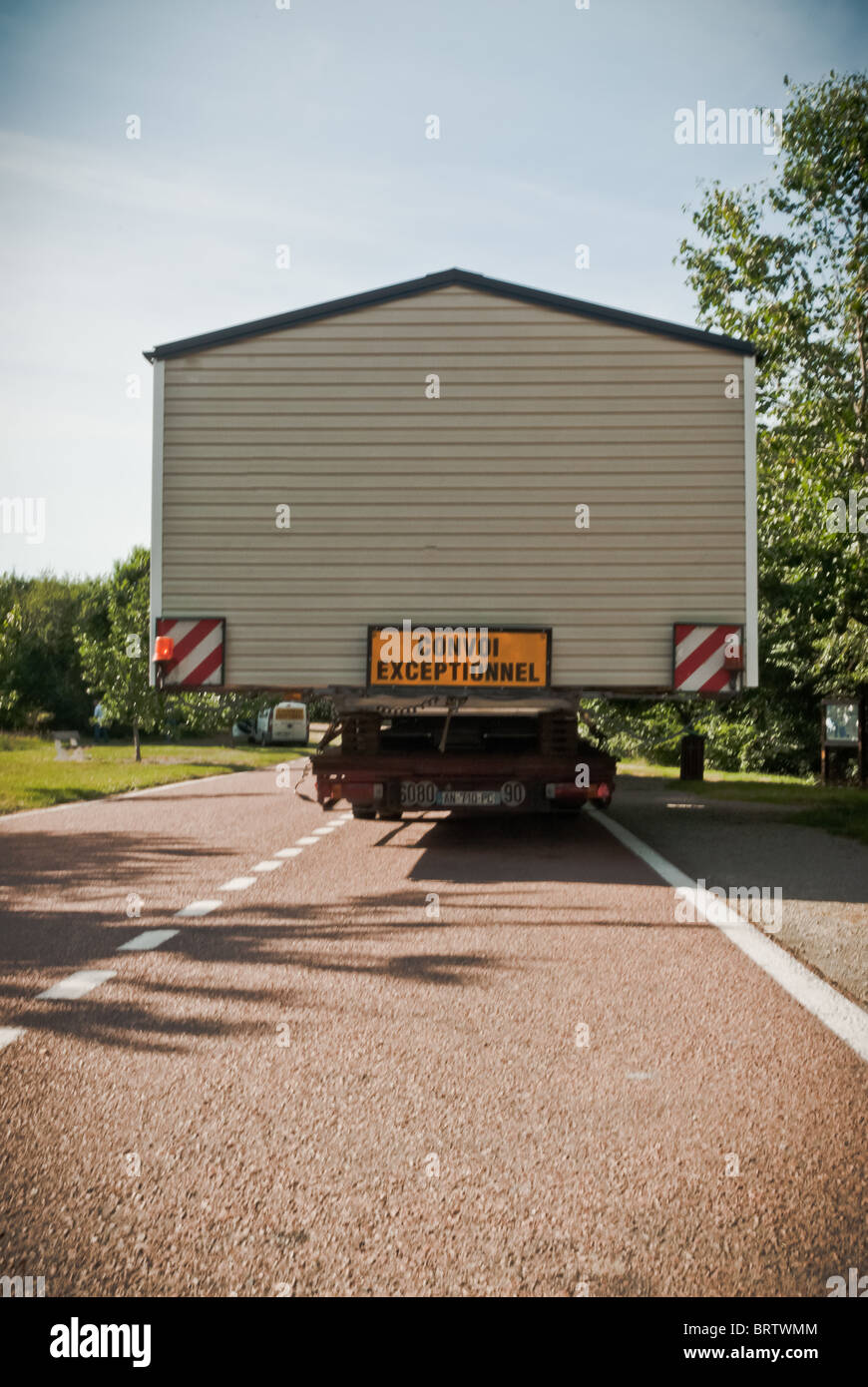 Exceptional load hi-res stock photography and images - Alamy