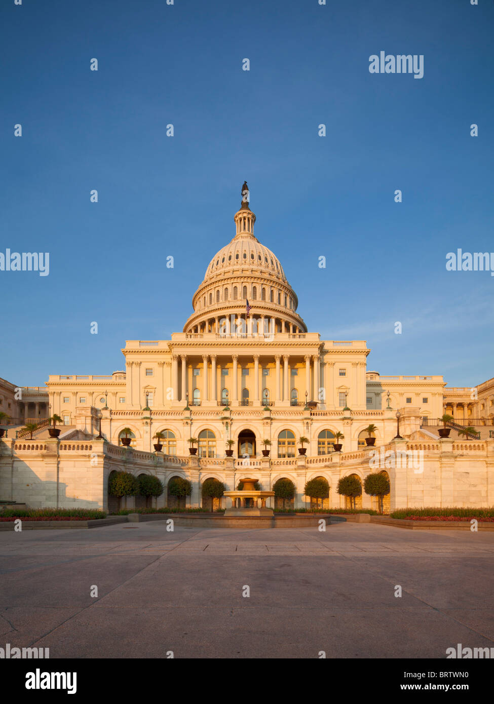 Washington dc classical architecture hi-res stock photography and ...
