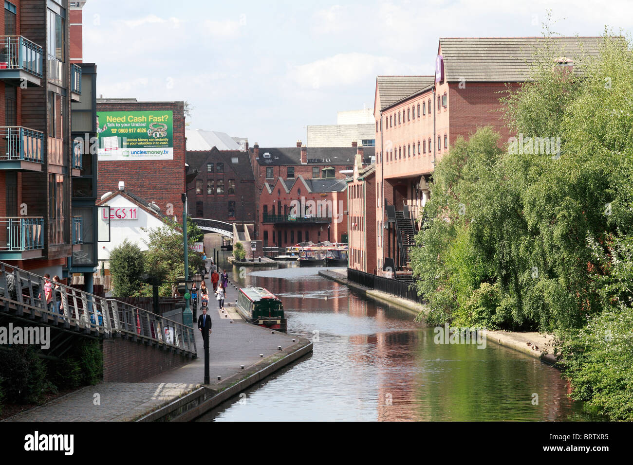 Birminghams Main Line canal, designed by Thomas Telford. The 'New Main ...