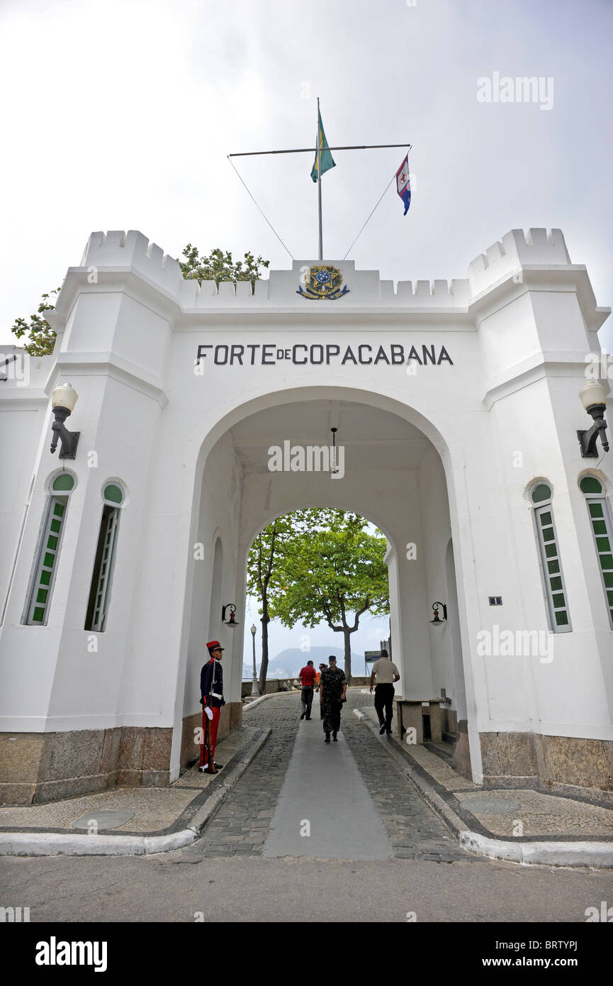 Copacabana fortress hi-res stock photography and images - Alamy
