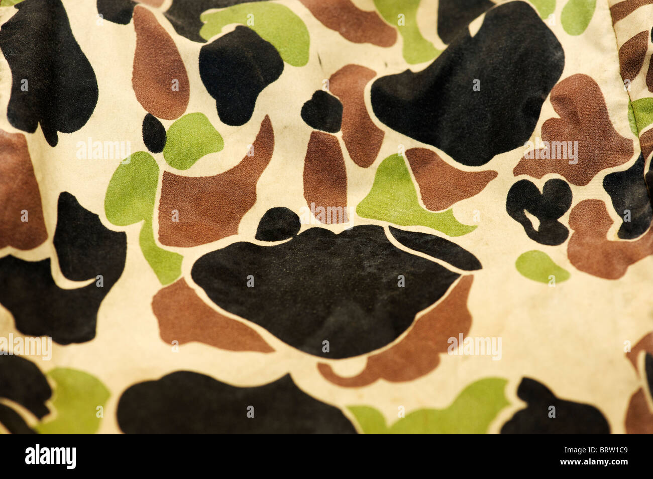 Camo pattern hi-res stock photography and images - Alamy